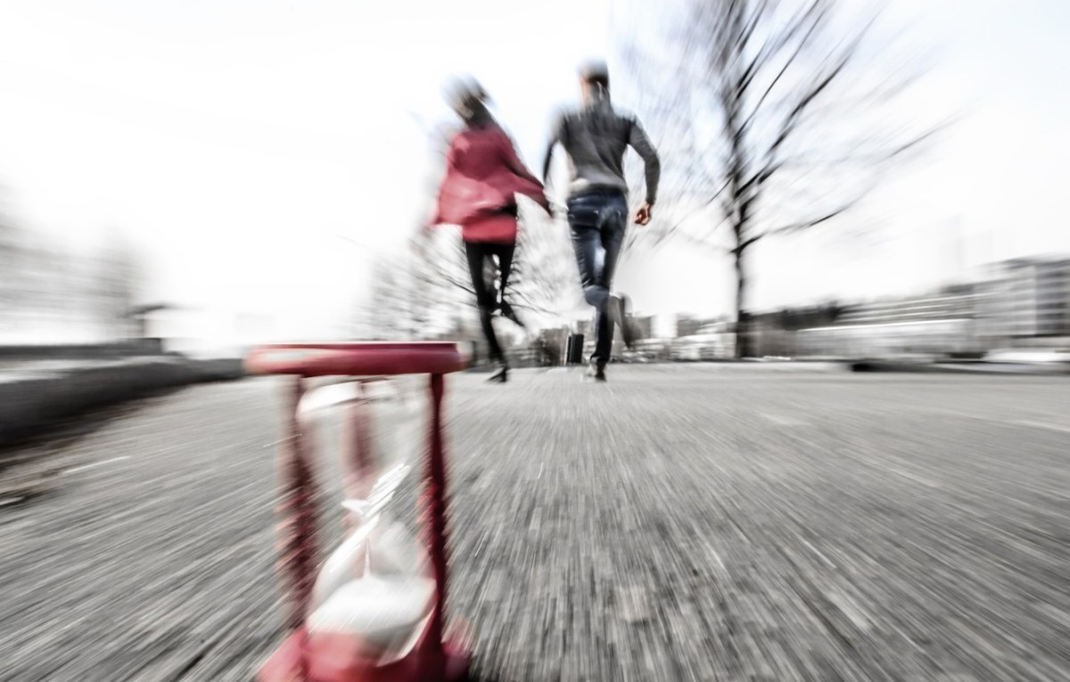 6 Ways to Slow Down and Avoid Rushing Through Life – Words By Seraphina